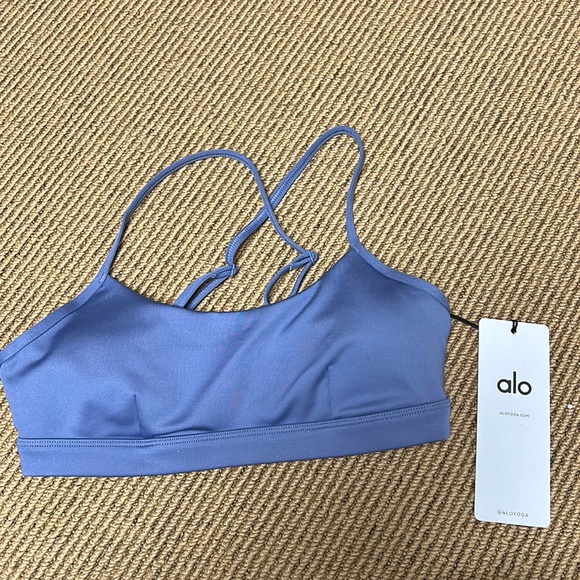 ALO Yoga | Intimates & Sleepwear | Alo Airlift Intrigue Bra Infinity ...